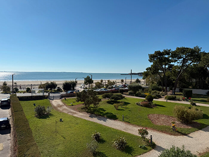 Appartement à vendre - Saint-Georges-de-Didonne, Centre-ville - 4 pièces - 3 chambres