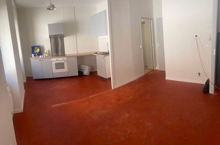 Appartement 2 pièces à Saint Henri, Marseille 16ème arrondissement, à louer