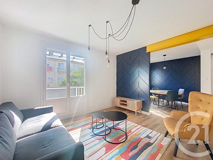 Appartement à louer - Cholet, Lorraine - 3 pièces - 2 chambres