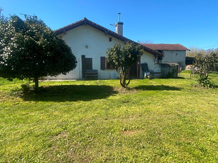 Maison à vendre - Mont-de-Marsan, Centre-ville - 4 pièces - 2 chambres