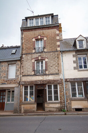 Maison à vendre - Couterne - 6 pièces - 4 chambres
