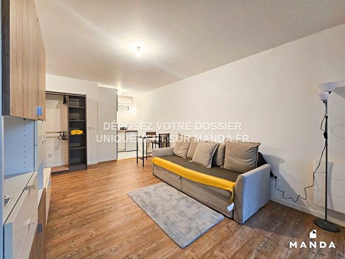 Appartement à louer - Vaucanson, Montfermeil - 1 pièce