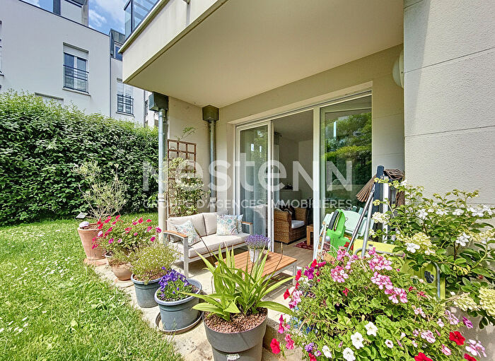 Appartement à vendre - Montigny-le-Bretonneux, Le Village - 4 pièces - 3 chambres