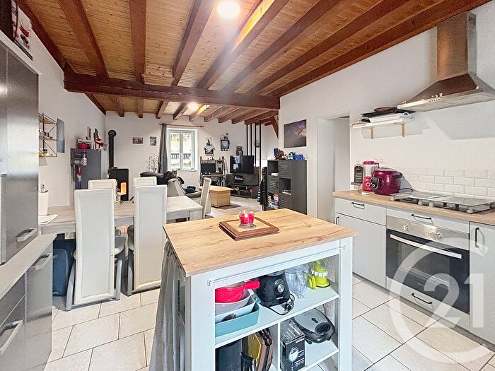 Maison à louer - Breurey-lès-Faverney - 4 pièces - 3 chambres