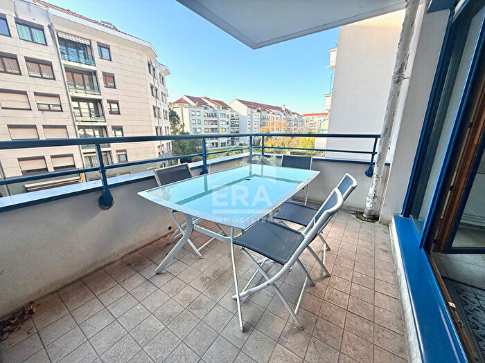 Appartement à vendre - Villeurbanne, Les Poulettes - 4 pièces - 3 chambres