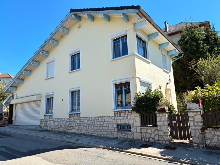 Hauteville-Lompnes - Maison 8 pièces à vendre