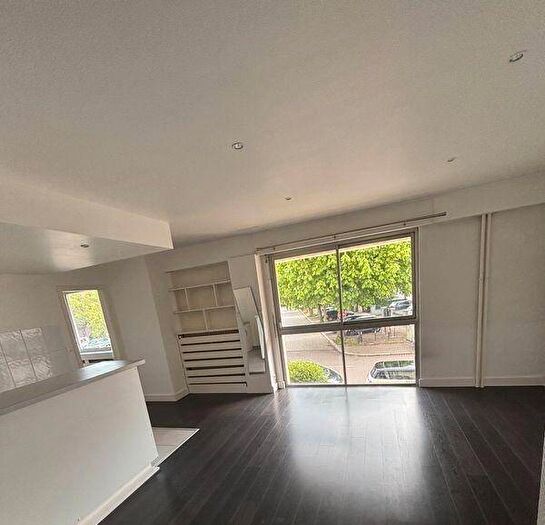Krutenau Centre Est, Strasbourg : Appartement 2 pièces à louer