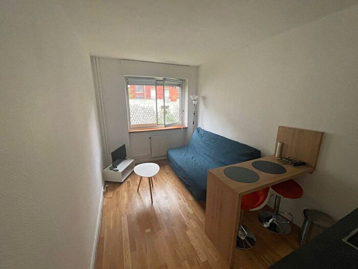 Parc d'Orléans, Neuilly-sur-Seine : Appartement 1 pièce à louer