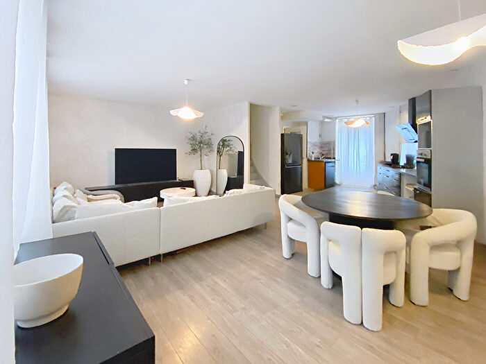 Appartement à vendre - Roussillon - 5 pièces - 4 chambres