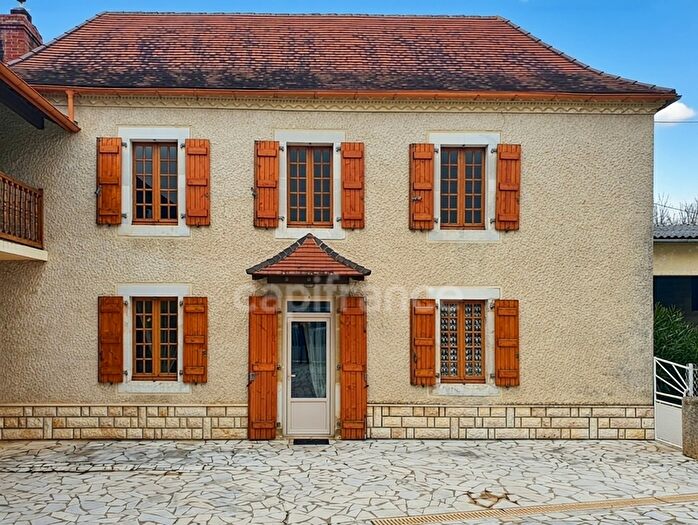 Maison à vendre - Malaussanne - 8 pièces - 6 chambres