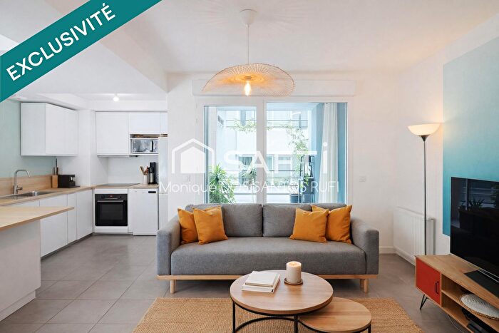 Appartement à vendre - Marseille e , Euroméditerranée - 3 pièces - 2 chambres