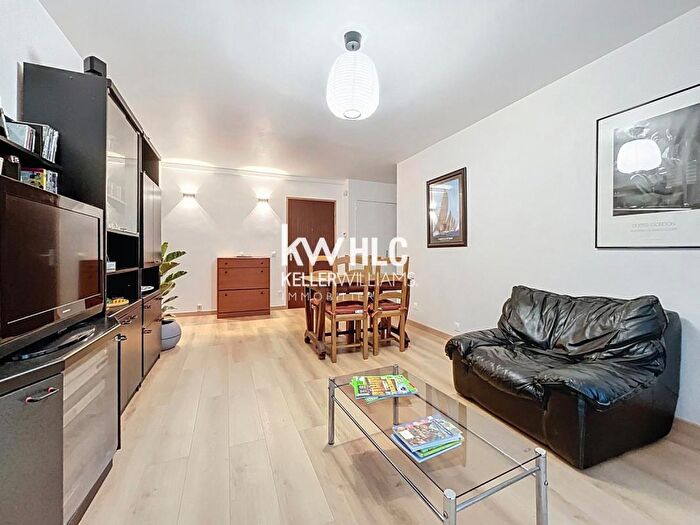 Appartement à vendre - Mandelieu-la-Napoule, Capitou - 2 pièces - 1 chambre