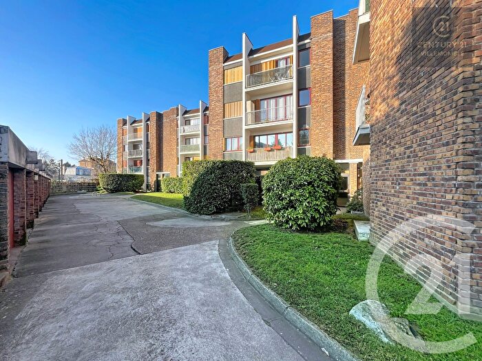 Appartement à vendre - Villemomble, Les Coquetiers - 2 pièces - 1 chambre