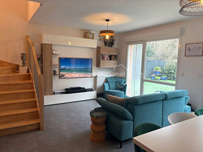 Maison à louer - Azieu, Genas - 4 pièces - 3 chambres