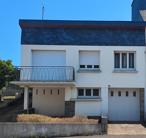 Maison à vendre - Locminé - 6 pièces - 3 chambres