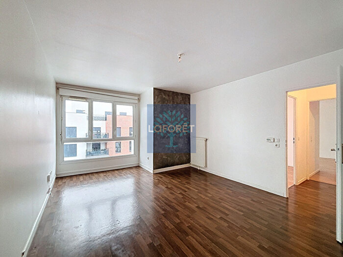 Appartement à louer - Cergy, Axe Majeur, Horloge - 3 pièces - 2 chambres