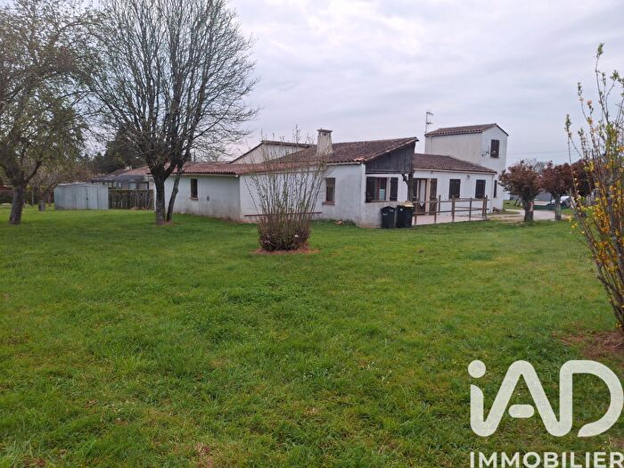 Maison à vendre - Cours-de-Pile - 5 pièces - 4 chambres