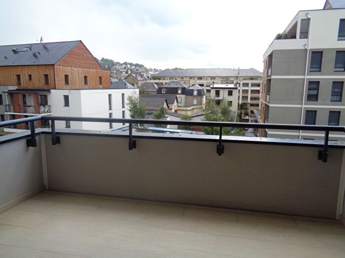 Appartement à louer - Brive-la-Gaillarde - 2 pièces - 1 chambre