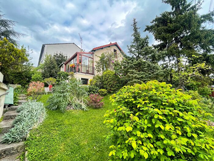 Maison à vendre - Clichy-sous-Bois, La Butte, Les Limites - 5 pièces - 3 chambres