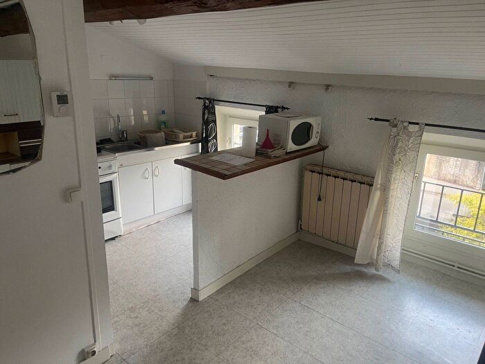 Appartement à louer - Crêt de Roc, Saint-Étienne - 2 pièces - 1 chambre