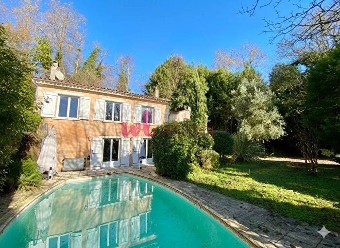 Maison 5 pièces à Bourg, à vendre