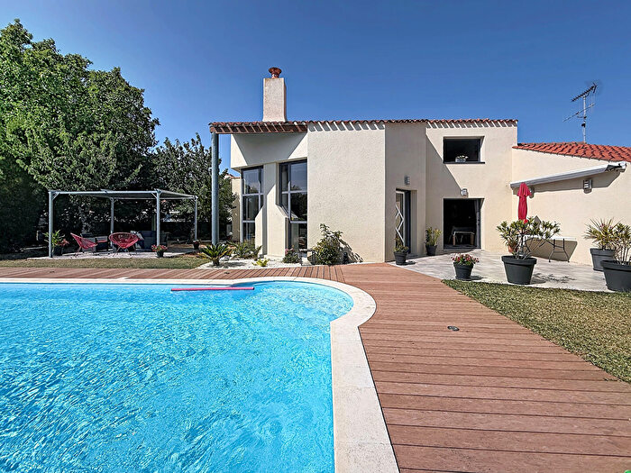 Maison 5 pièces à Château-d'Olonne, Les Soulardières, Mairie, à vendre