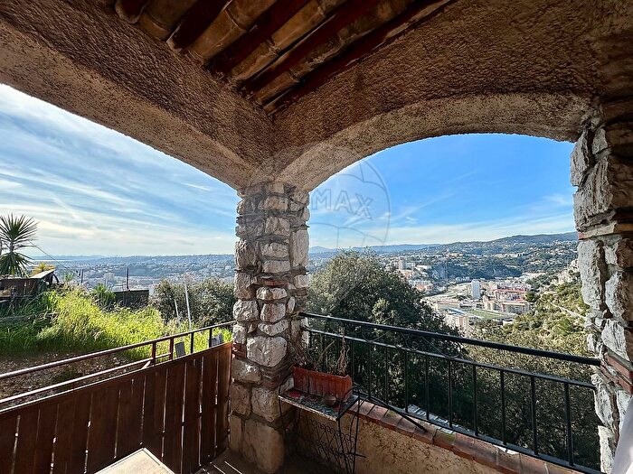 Maison à vendre - Nice, Saint-Roch - 9 pièces - 7 chambres