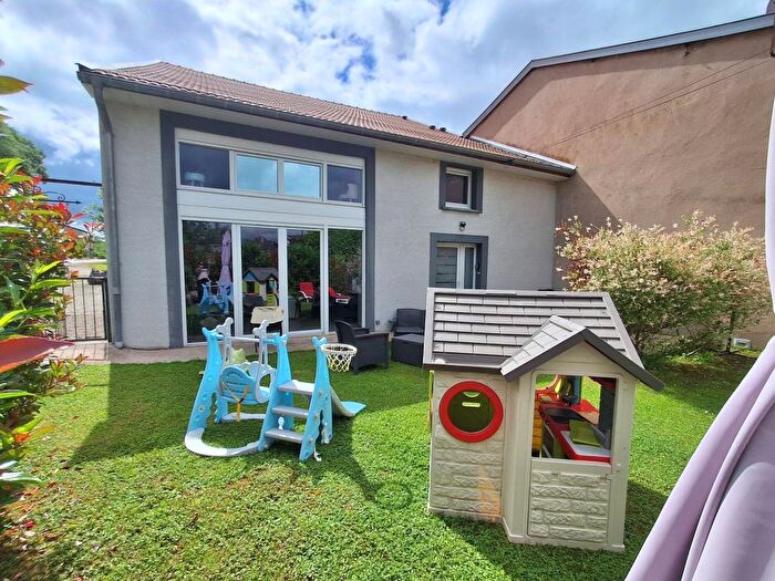 Dombasle-en-Argonne : Maison 6 pièces à vendre