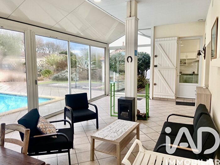 Maison à vendre - Biganos - 6 pièces - 5 chambres