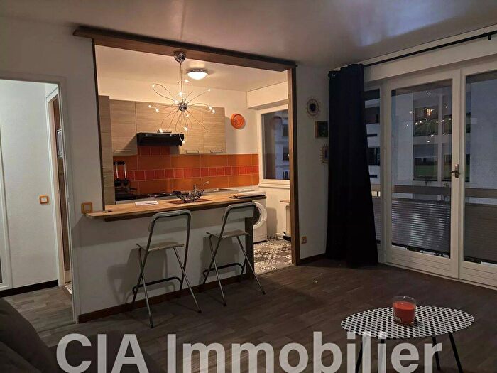 Centre, Annemasse : Appartement 1 pièce à louer