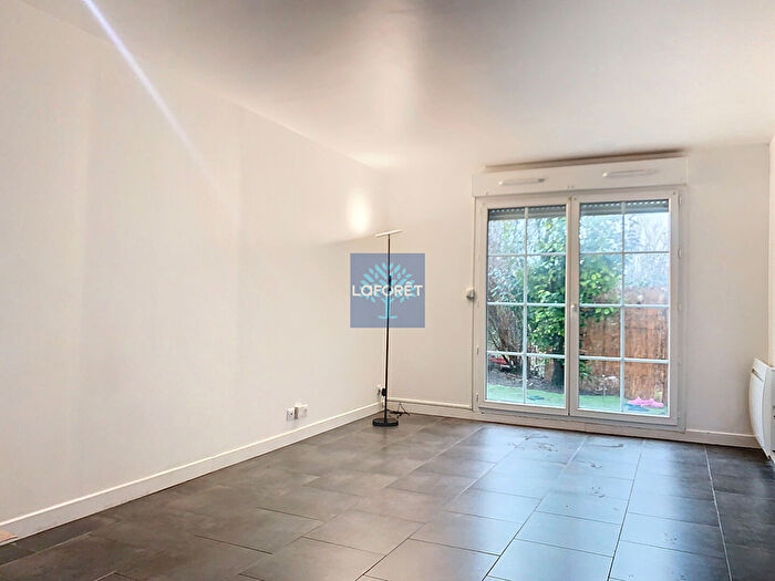 Appartement à louer - Cergy, Les Hauts-de-Cergy - 2 pièces - 1 chambre