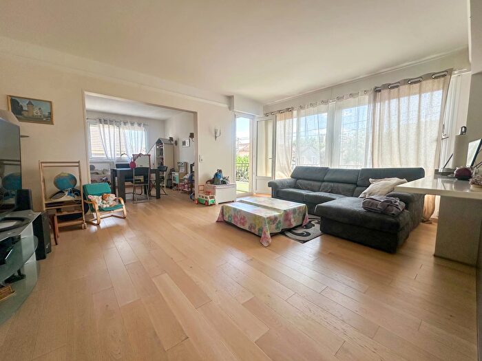 Maison à vendre - Bondy, La Mare à Veuve - 5 pièces - 4 chambres