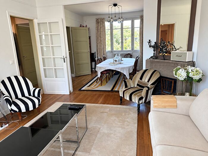 Maison 8 pièces à Versailles, Porchefontaine, à vendre