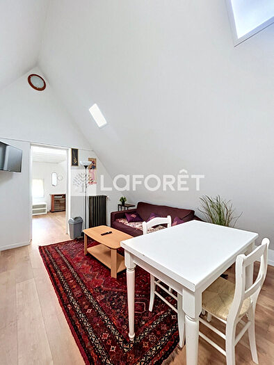 Appartement 2 pièces à louer à Saint-Germain-en-Laye, Pontel, Schnapper, Sous-préfecture