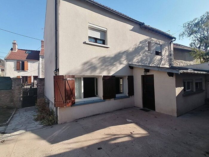 Maison 4 pièces à louer - Maisse