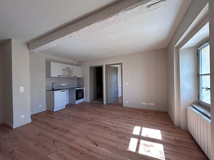 Appartement à louer - Zone Pietonne, Avignon - 2 pièces - 1 chambre