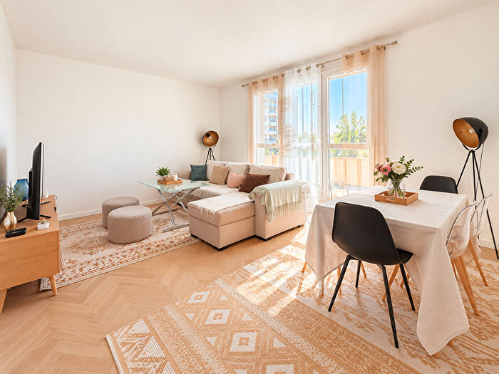 Créteil, Bas du Mont-Mesly : Appartement 3 pièces à vendre