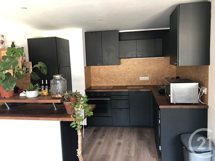 Besançon, Boucle, Chapelle des Buis : Appartement 3 pièces à louer