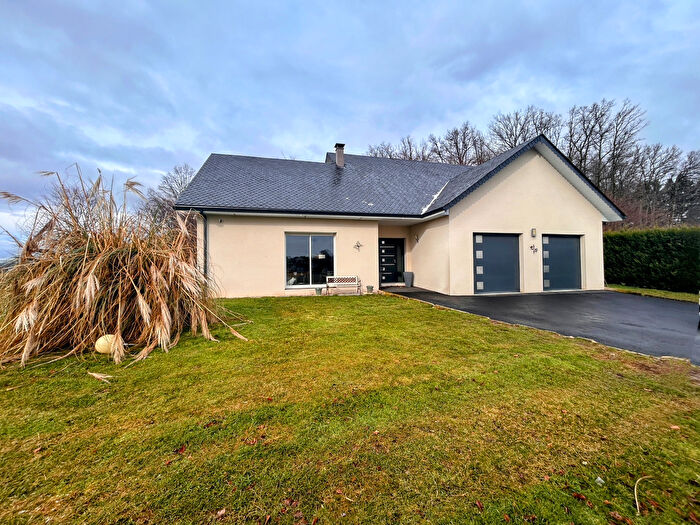 Maison à vendre - Ussel - 5 pièces - 3 chambres