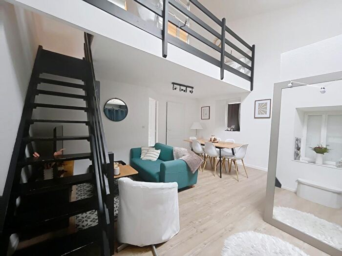 Appartement à vendre - La Rochelle, Centre-ville, Vieux-port, Marché - 3 pièces - 2 chambres