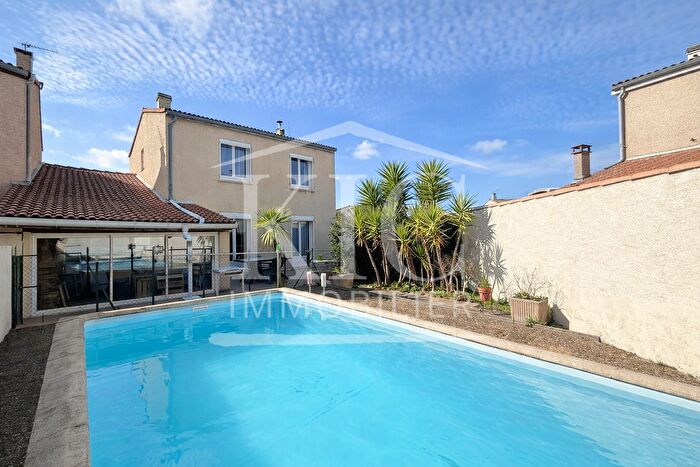 Maison à vendre - Carcassonne - 4 pièces - 3 chambres