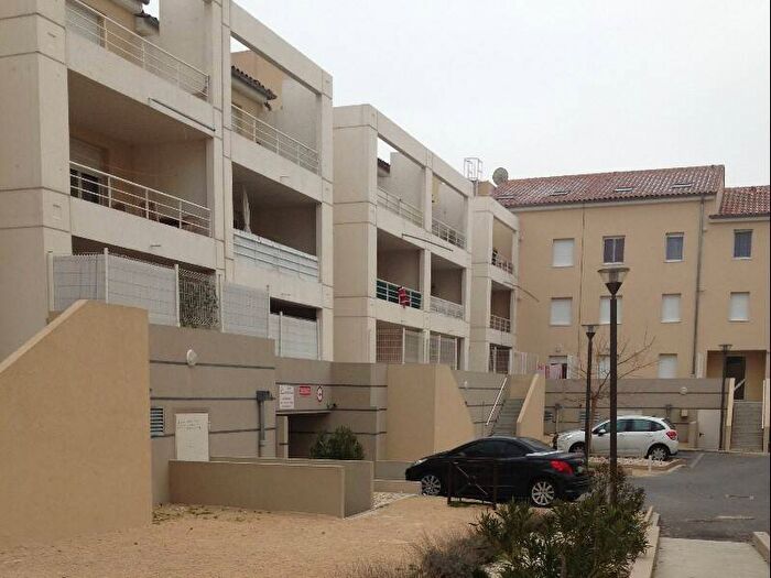 Appartement à louer - Exterieur, Sarrians - 3 pièces