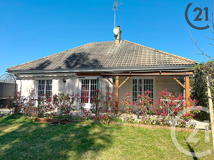 Maison à vendre - Saint-Georges-sur-Baulche - 6 pièces - 4 chambres