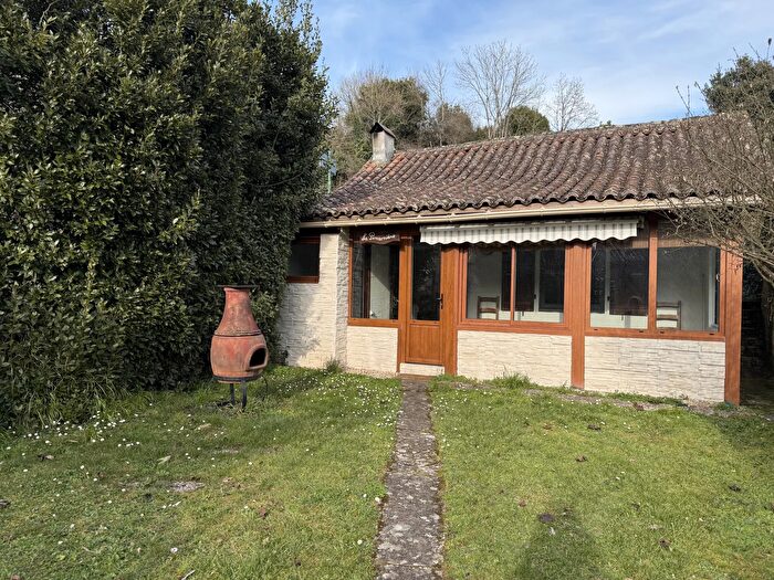 Maison à vendre - Nanteuil-en-Vallée - 3 pièces - 1 chambre