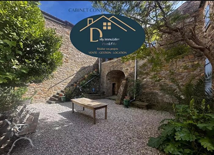 Maison 9 pièces à Gignac, à vendre