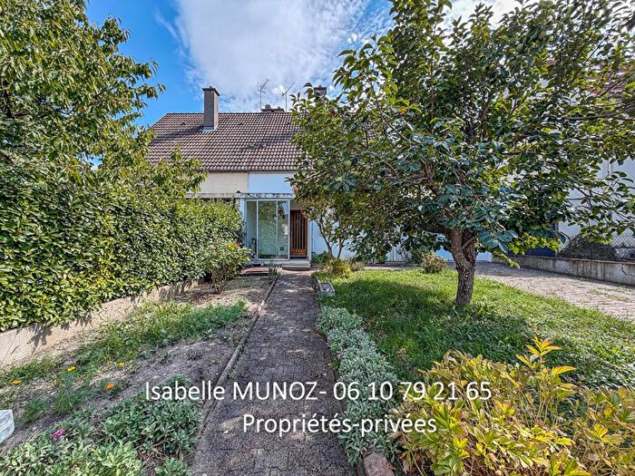 Pérignat-lès-Sarliève : Maison 4 pièces à vendre