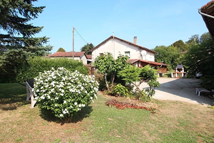 Maison à vendre - Mazerolles - 7 pièces - 4 chambres