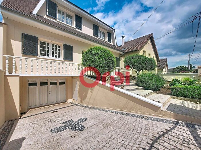 Maison à vendre - Yerres, Gambetta, Brossolette, Belvédère - 4 pièces - 3 chambres