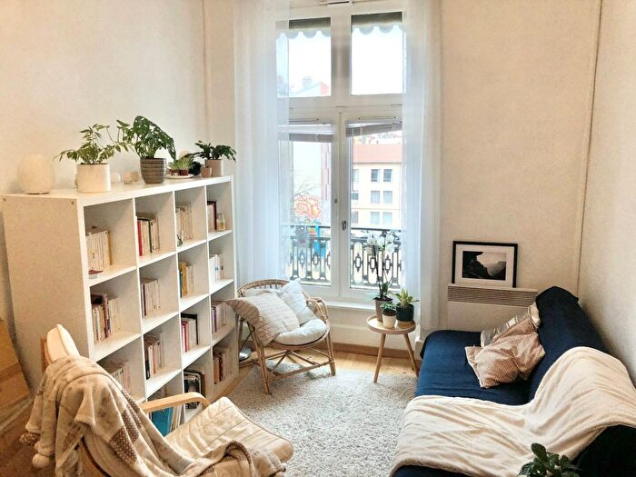 Appartement à louer - Guillotière, Lyon ème - 2 pièces - 1 chambre