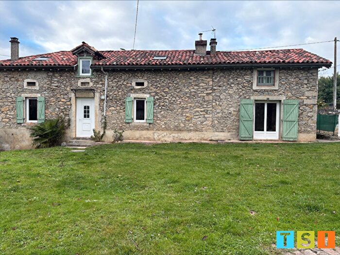 Maison à vendre - Sauveterre-de-Comminges - 6 pièces - 3 chambres